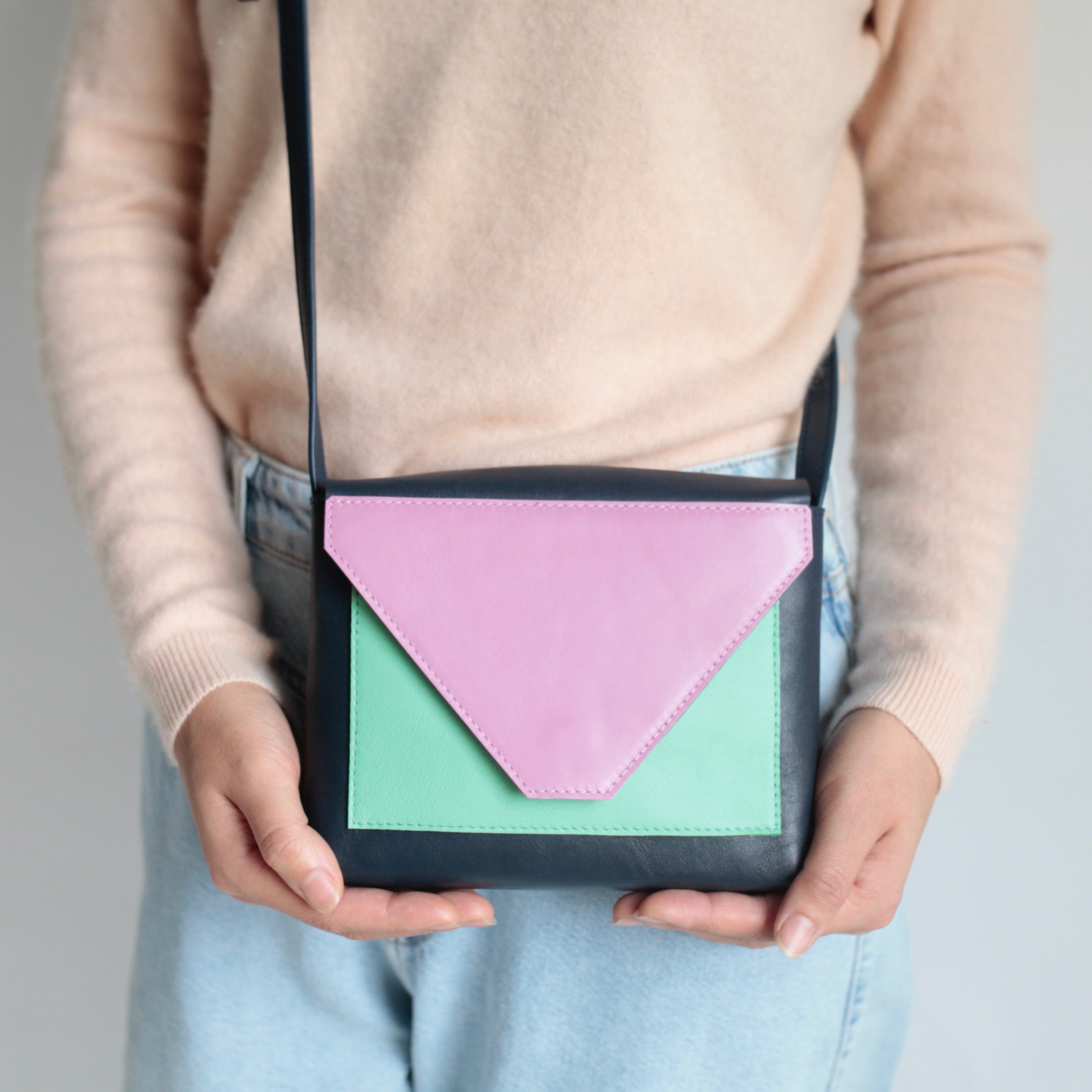 Alex Bender - Taschen entworfen und gefertigt in Berlin – alexbender berlin