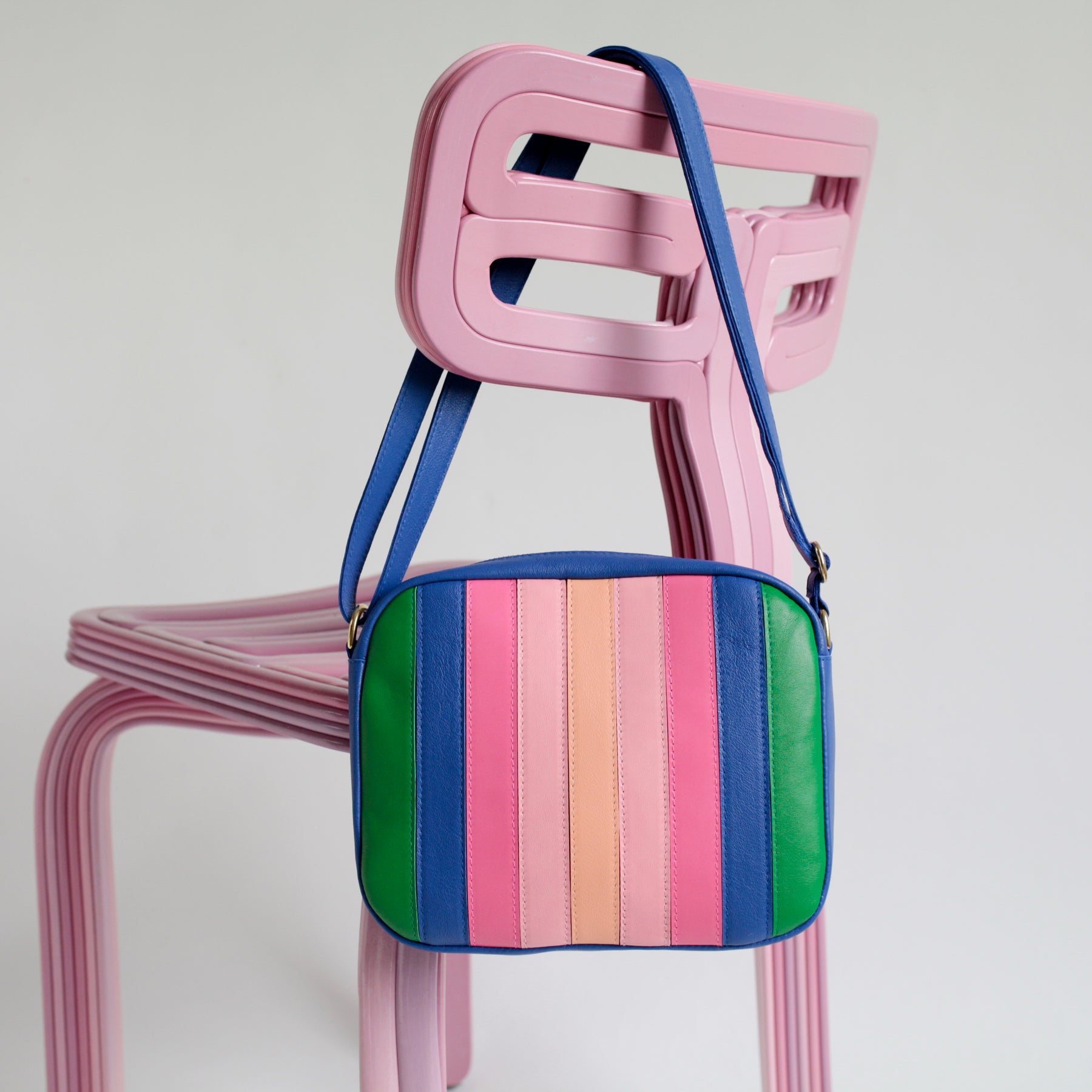 Alex Bender - Ledertaschen entworfen und gefertigt in Berlin ...